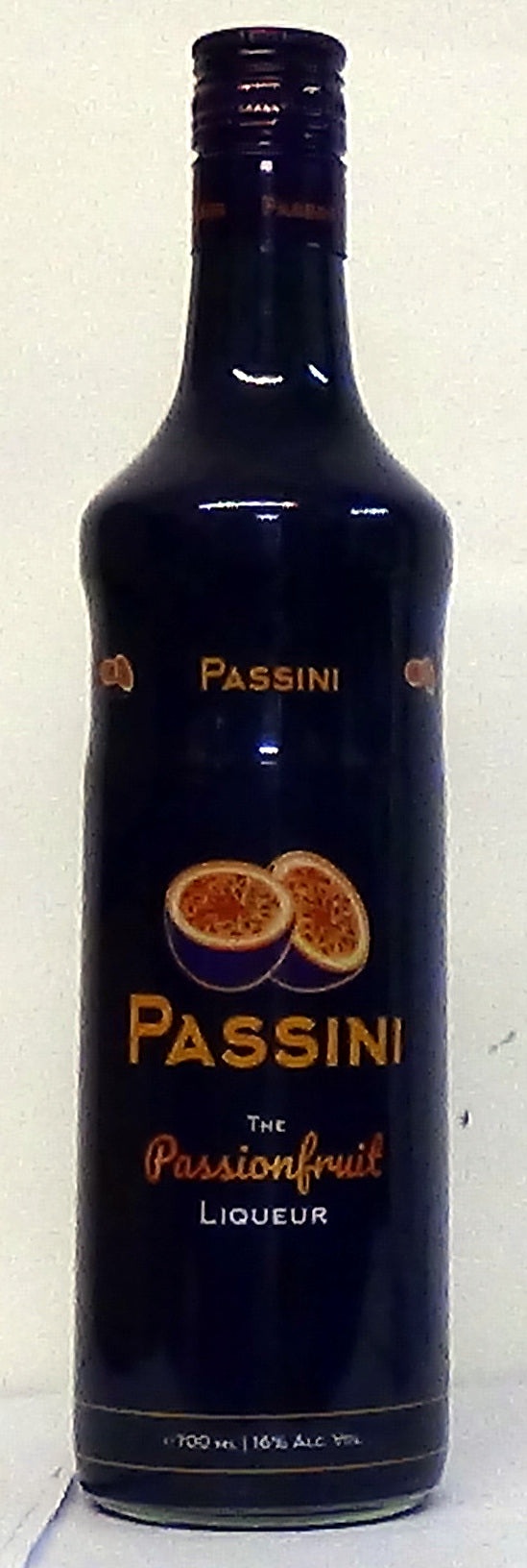Passini Passion Fruit Liqueur – M&M Personal Vintners